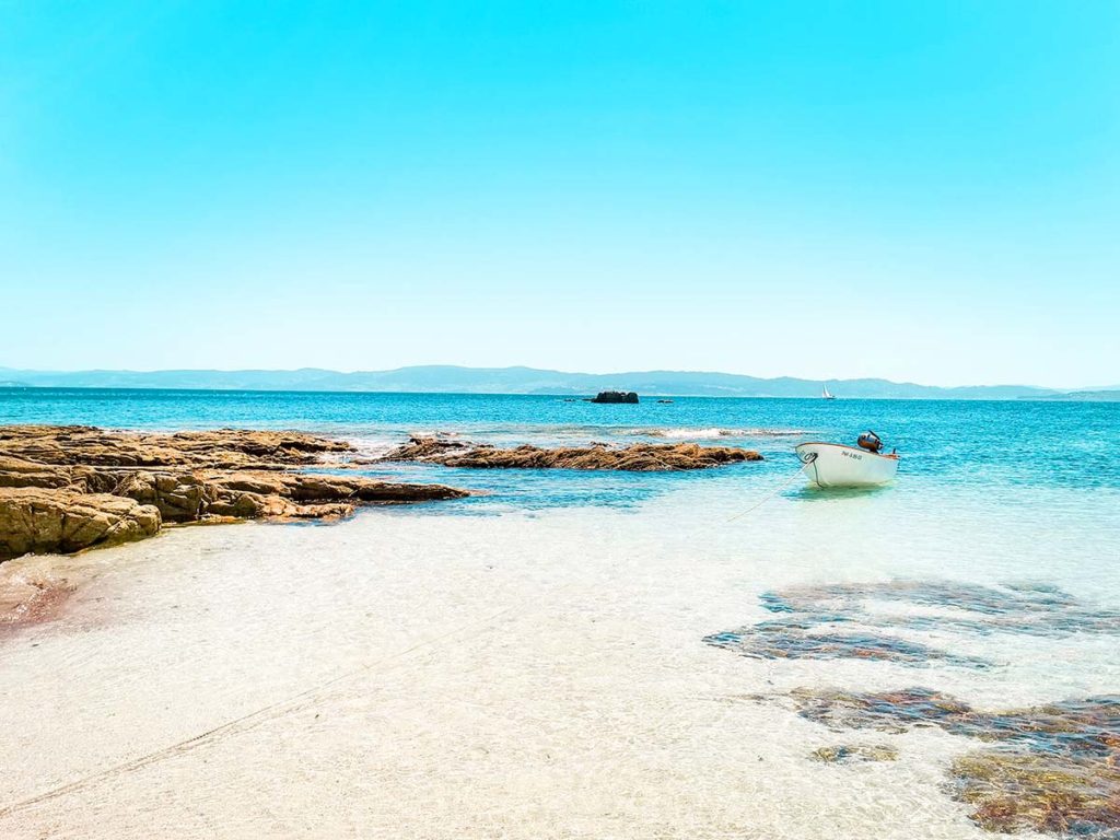 Qué hacer, qué ver y excursiones en la Isla de Ons | Descubre Rías Baixas